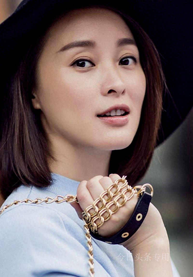 Wu Yue's journey to happiness with her boyfriend: a bright smile, an ...