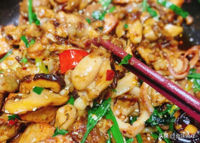 Tender, fresh and spicy dry pot bullfrog, simple to cook, delicious to ...