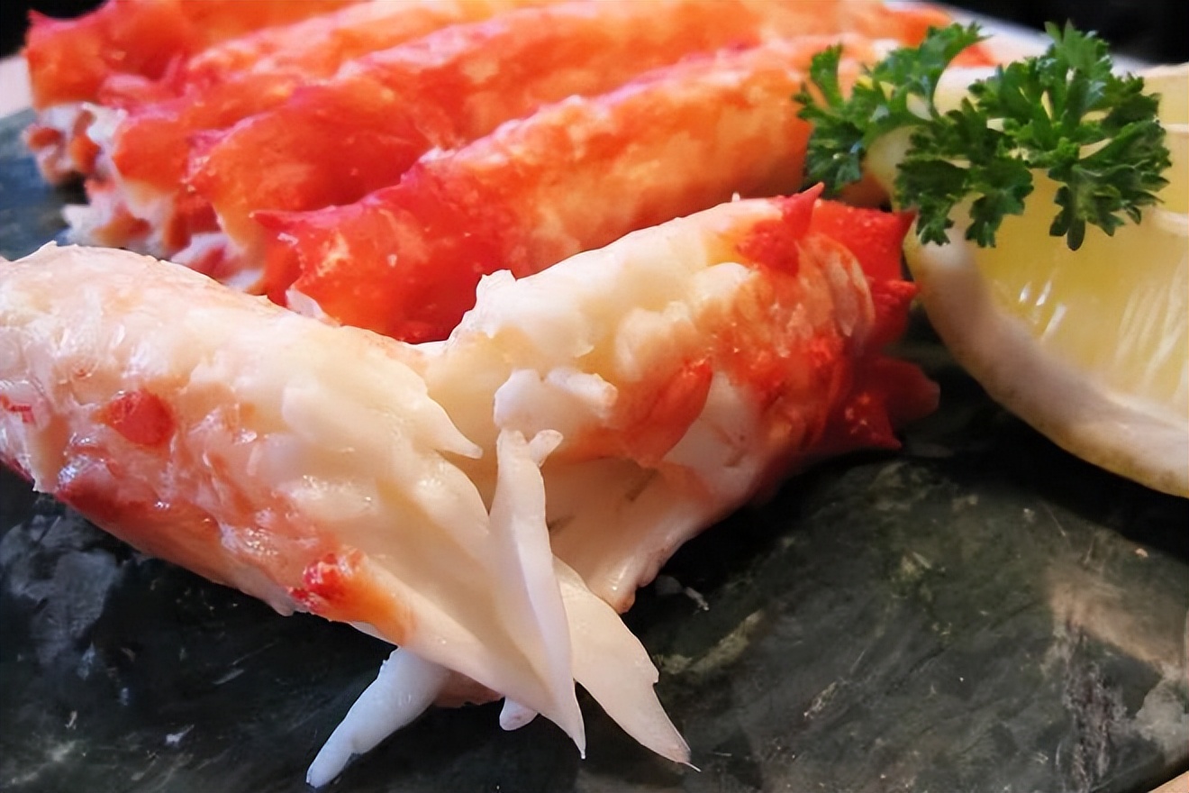 The Japanese-Russian Crab Trade, which is constantly being trimmed and ...