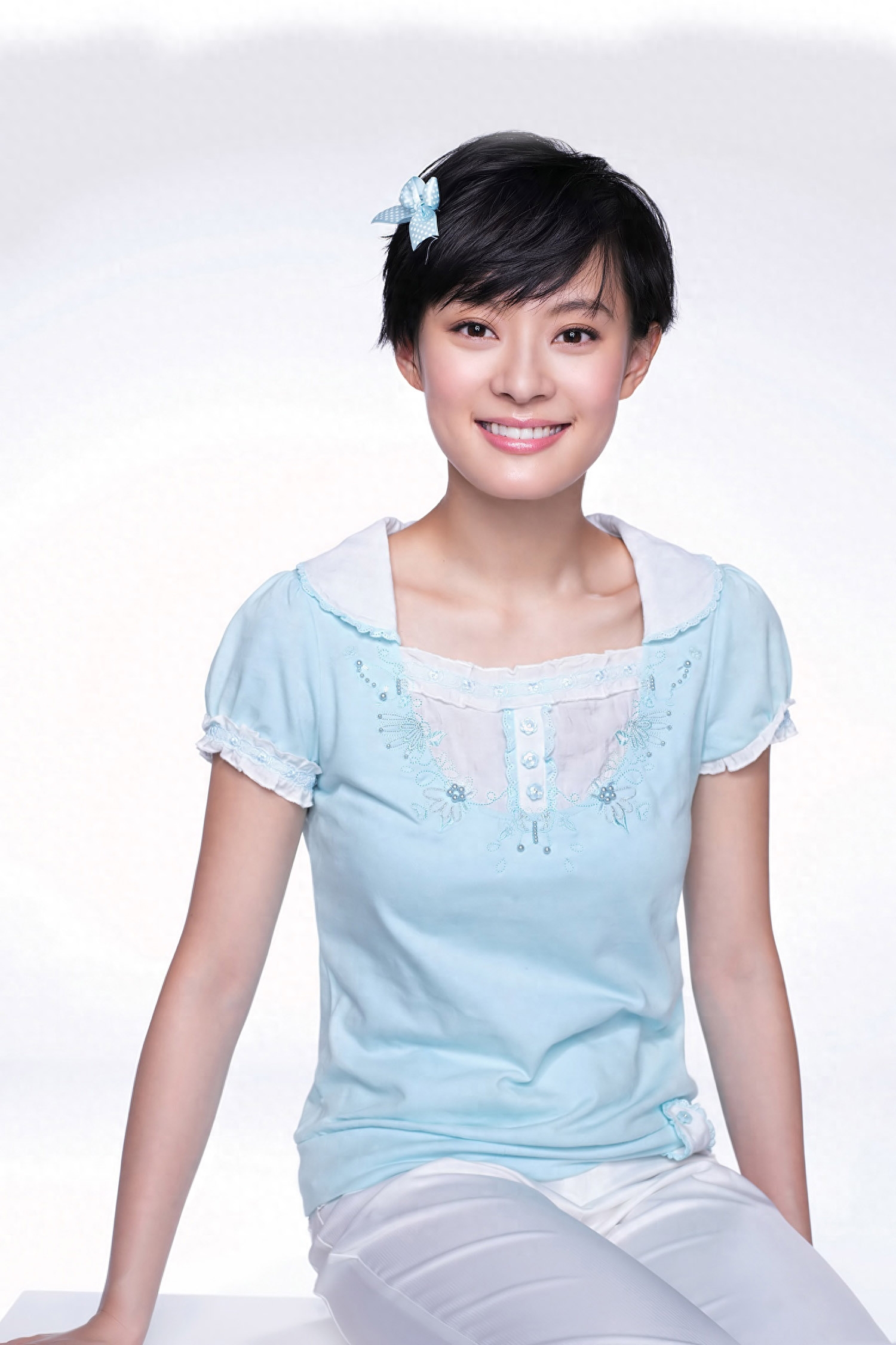 In 2006, Sun Li was bitten by the "white-eyed wolf" who had been ...