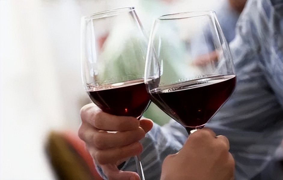Why do some people drink alcohol every day, but they are in good health ...