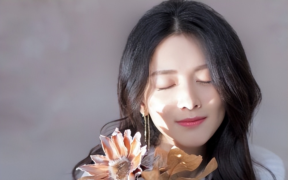 How beautiful is the TV series [Yi Nian Guan Shan], let's see who is ...