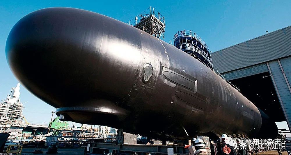 Why do submarines have more than one torpedo tube? - iNEWS