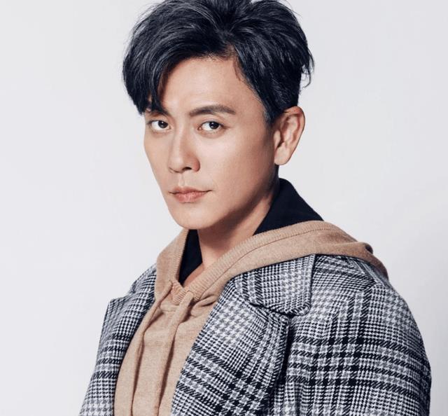 42-year-old Bosco Wong was revealed to be married and having a child ...