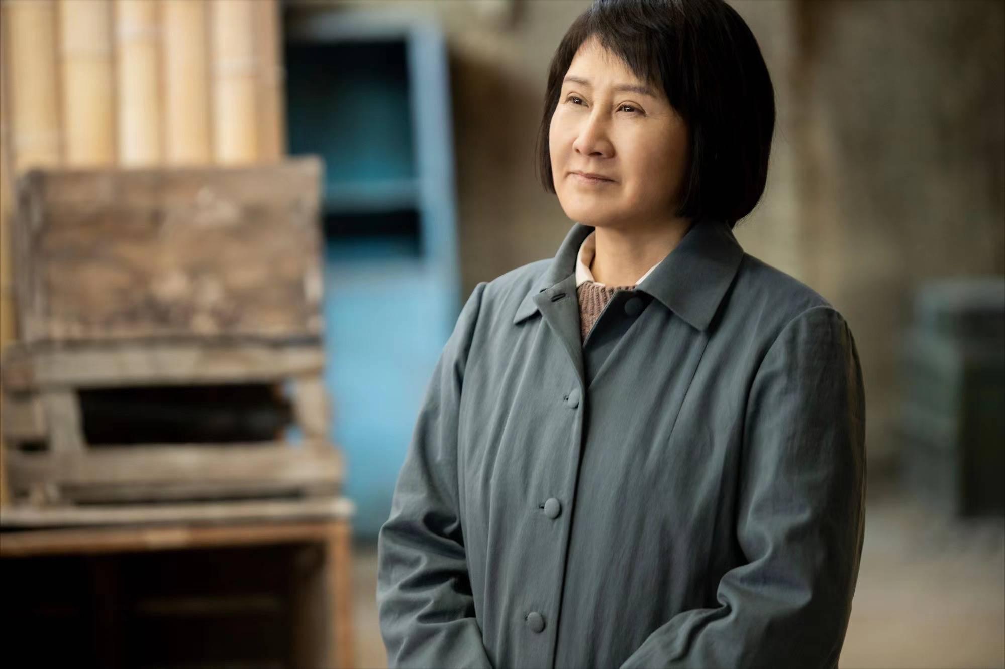 Even though their acting skills are not good, they are praised as "old ...