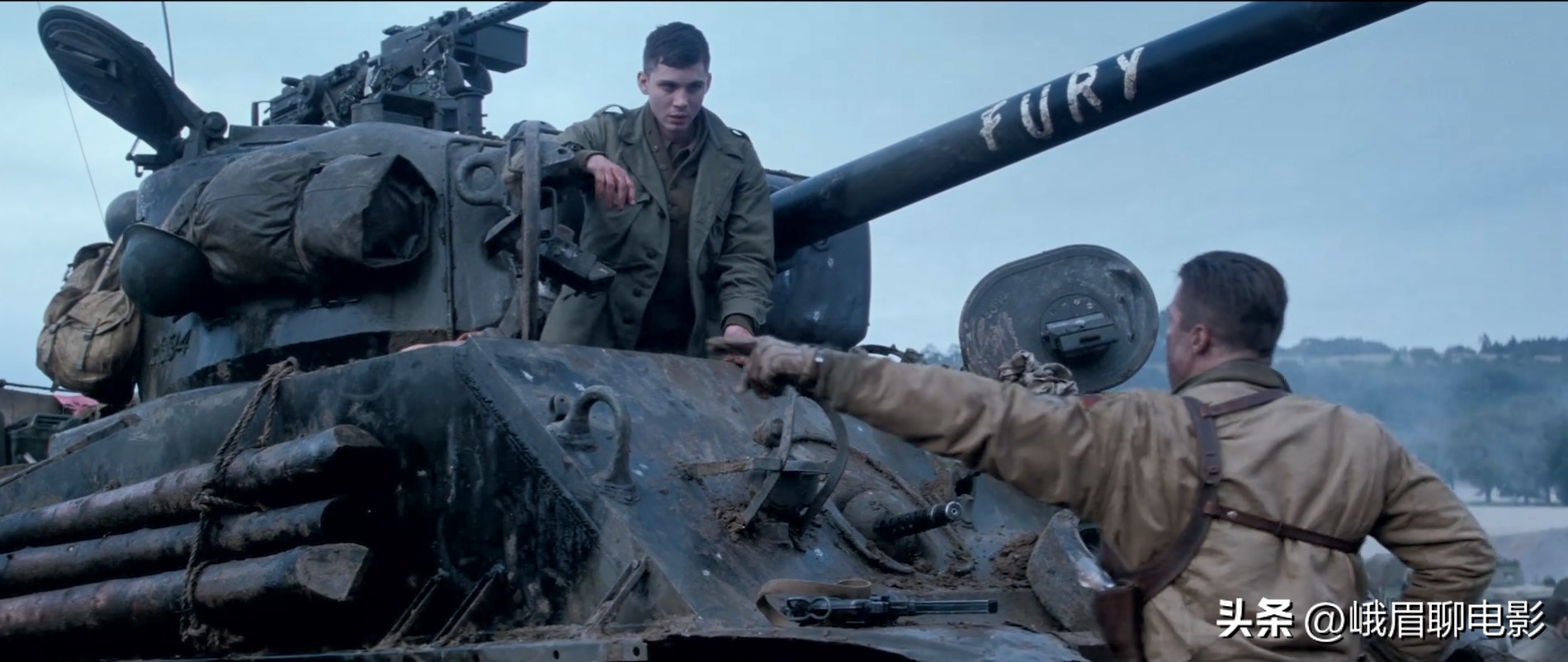 WWII Fury!Allied mechanics break into Germany, 5 Sherman tanks against ...