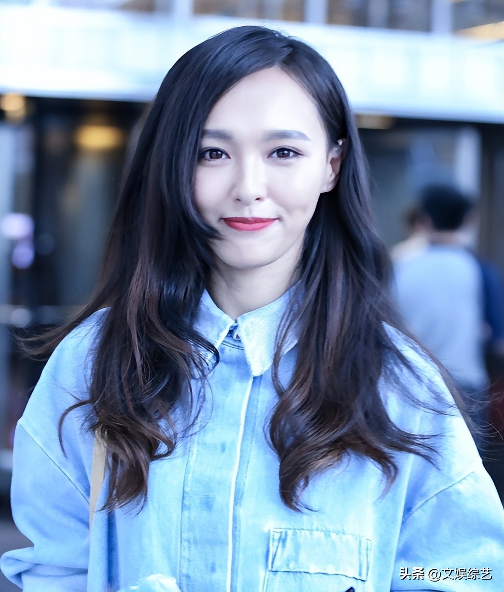 Tang Yan shows off the mirror in variety shows, walking with wind like ...
