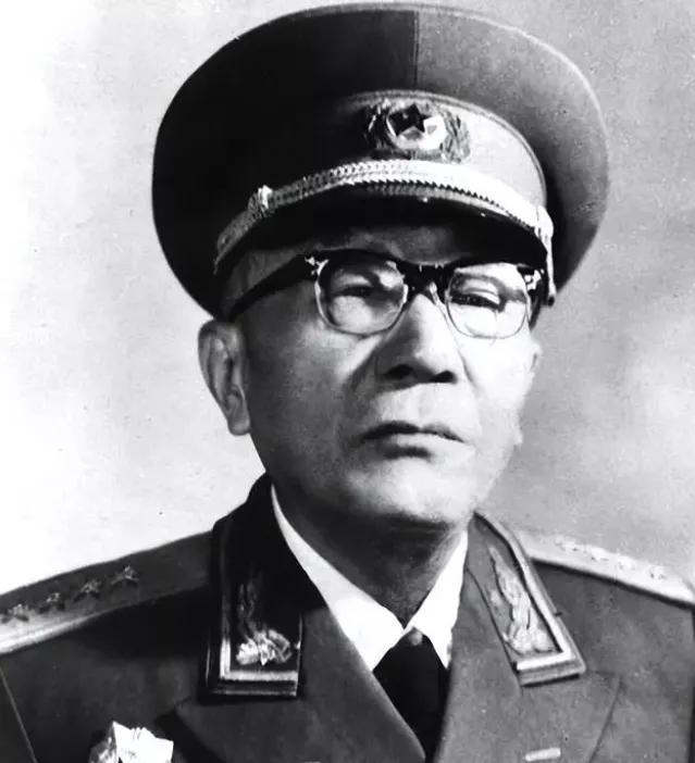 He is a general of the Republic, once slapped the table and angered ...