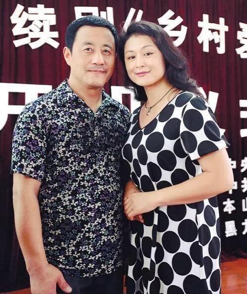 People take tea to cool?Rural Love 16 has started filming, Xie Bigfoot ...