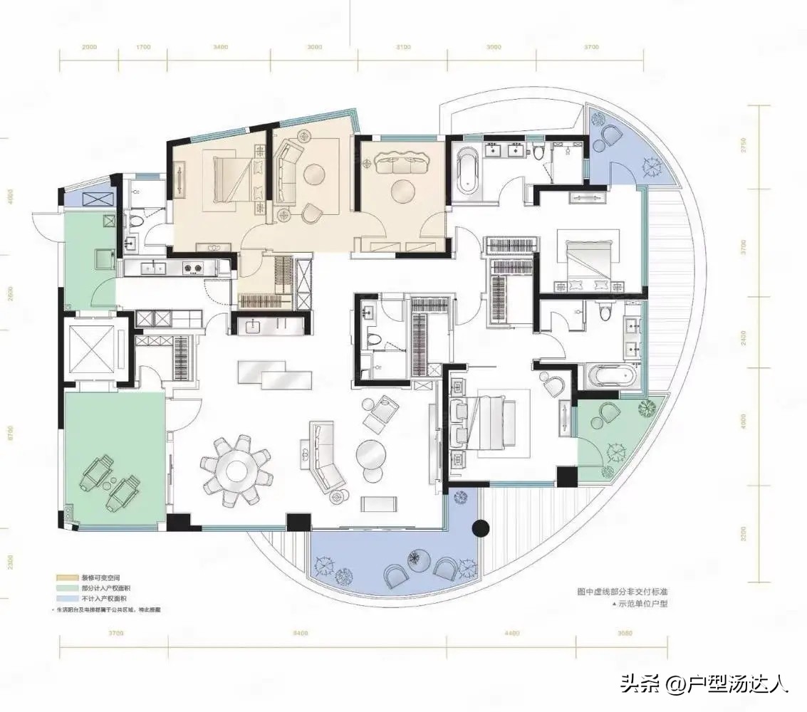 280 square meters with four garden balconies outside and three ...