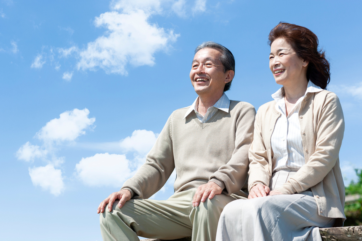 Japan's statutory retirement age is raised to 70, and individuals and ...