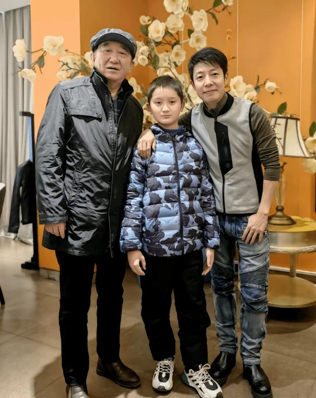 Sa Beining's family portrait exposed! The twins are full of mixed blood ...