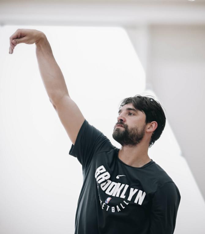 The Nets sent a message to congratulate Joe Harris!Joe Harris left the ...