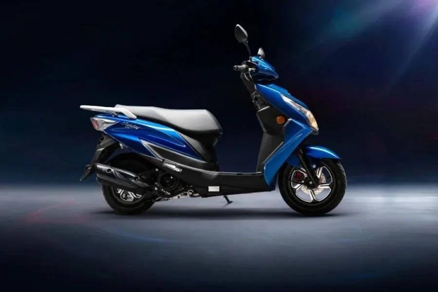 Jinan Suzuki UE125 price exposure, less than 9000, it seems that the low-end route is addicted ...