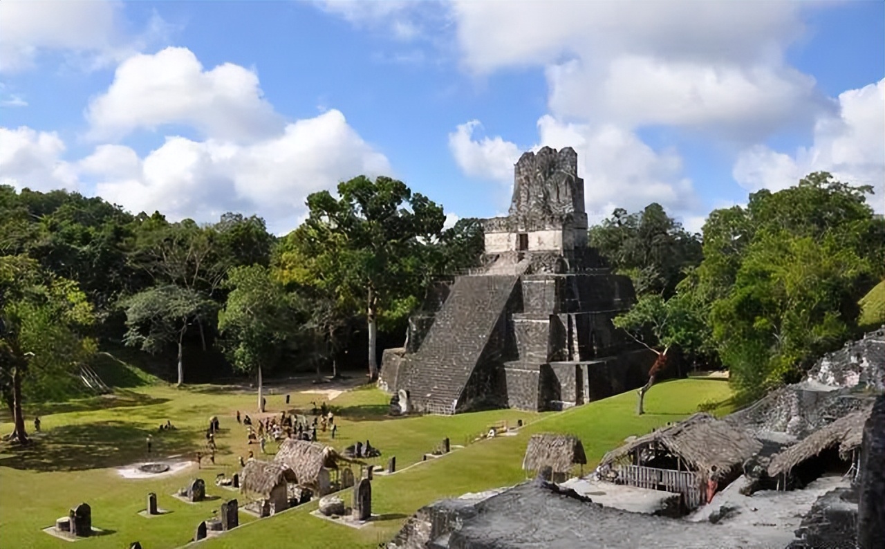 What kind of country is Belize? It was once one of the core areas of ...