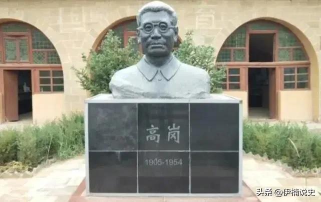 In 2009, Gao Gang's 104th birthday. His eldest son Gao Yi unveiled his ...
