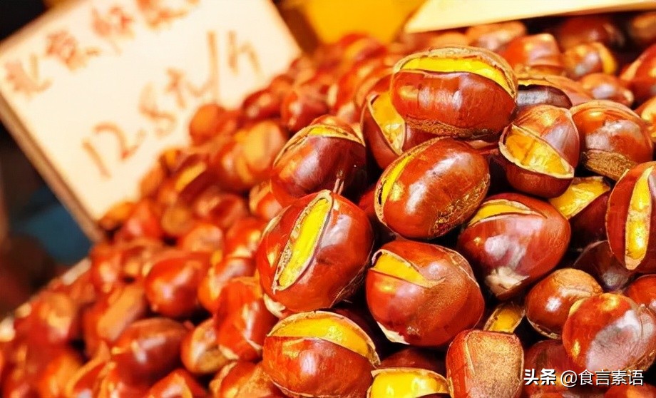 Stir-fried chestnuts are so sweet, be careful to add more ingredients ...