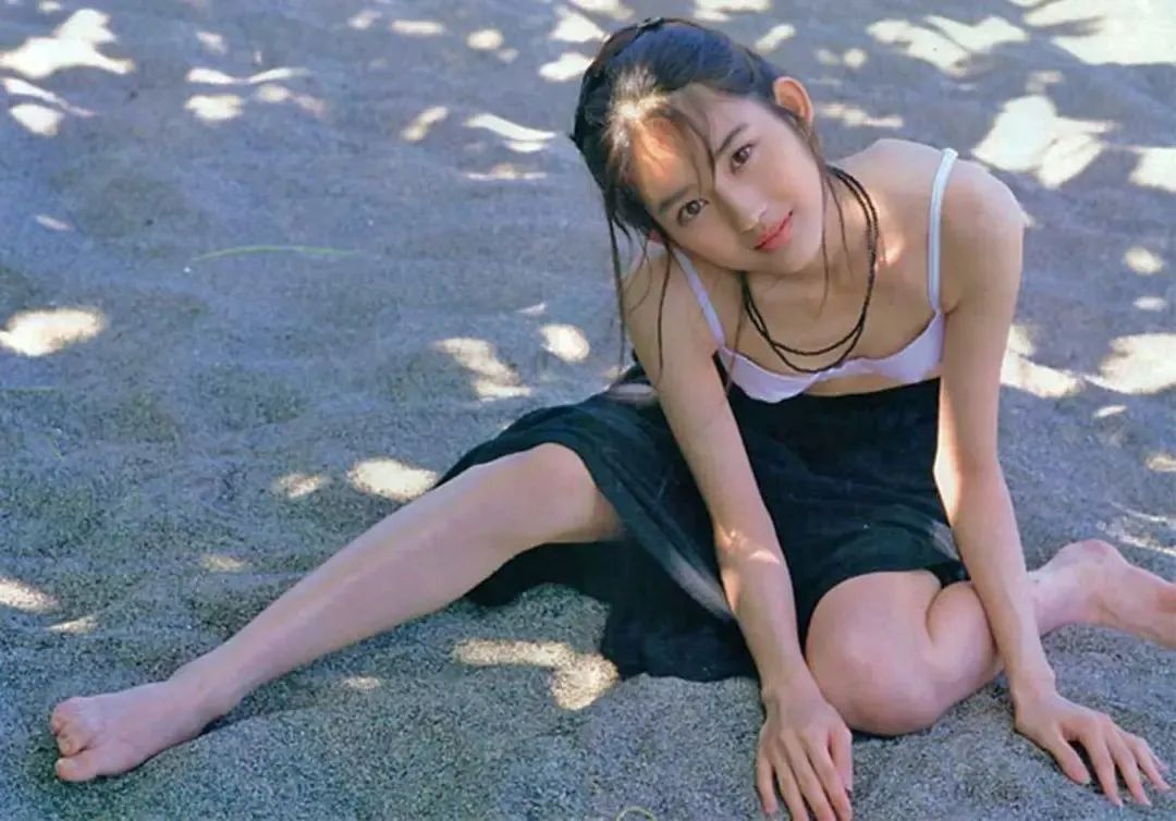 Ozawa Mayu: Pure beauty, big and bright eyes - iNEWS