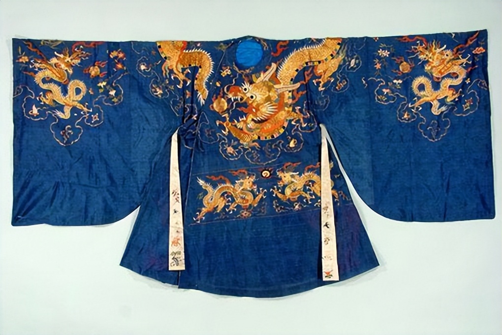 What is the difference between the python suit, flying fish suit and ...