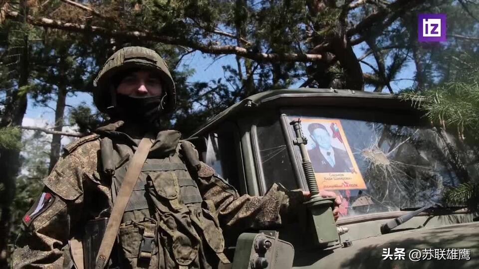 Russian artillery successfully smashed the Ukrainian invading army with ...