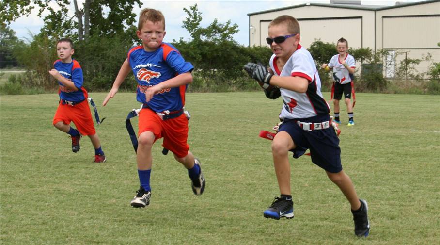 After Frisbee, another sport is on fire. What is flag football? - iNEWS