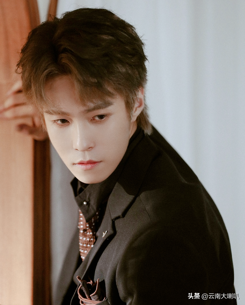 Yue Minghui and Zuo Zhuo visited Lijiang together?Man: There are some ...