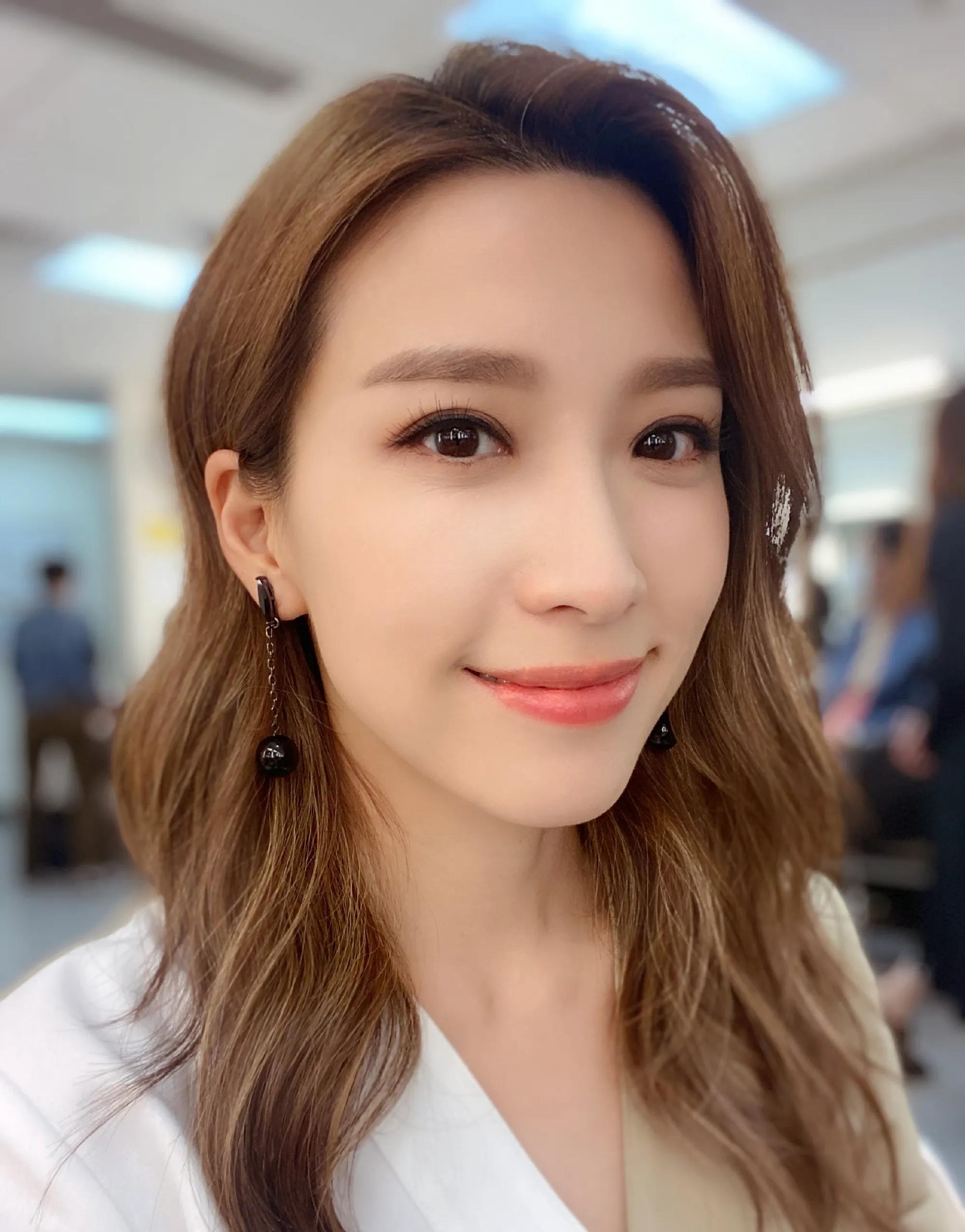 Hong Kong actress Yao Ziling - iNEWS