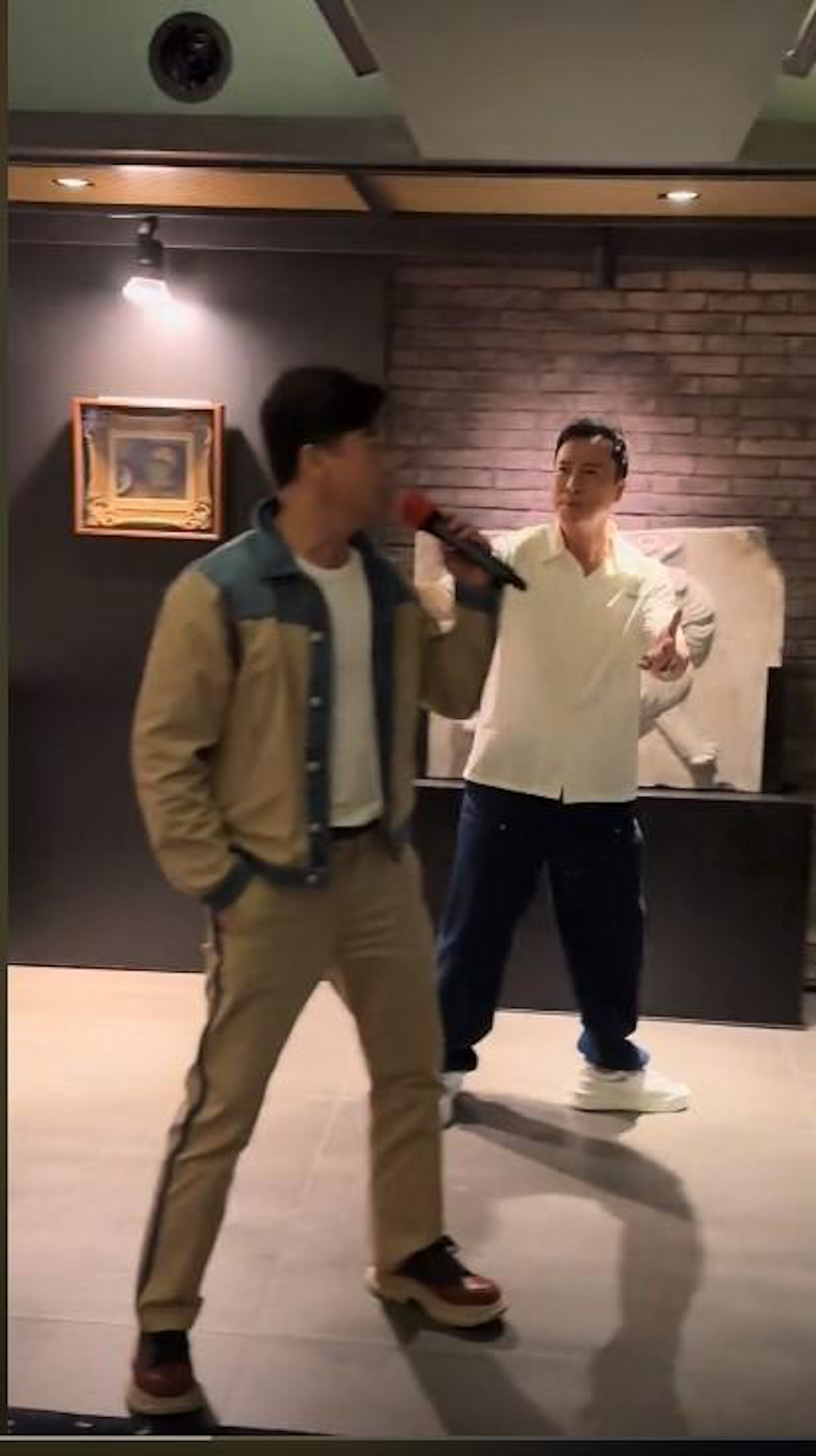 The singer who was delayed by the movie! Donnie Yen and Lui Liangwei ...