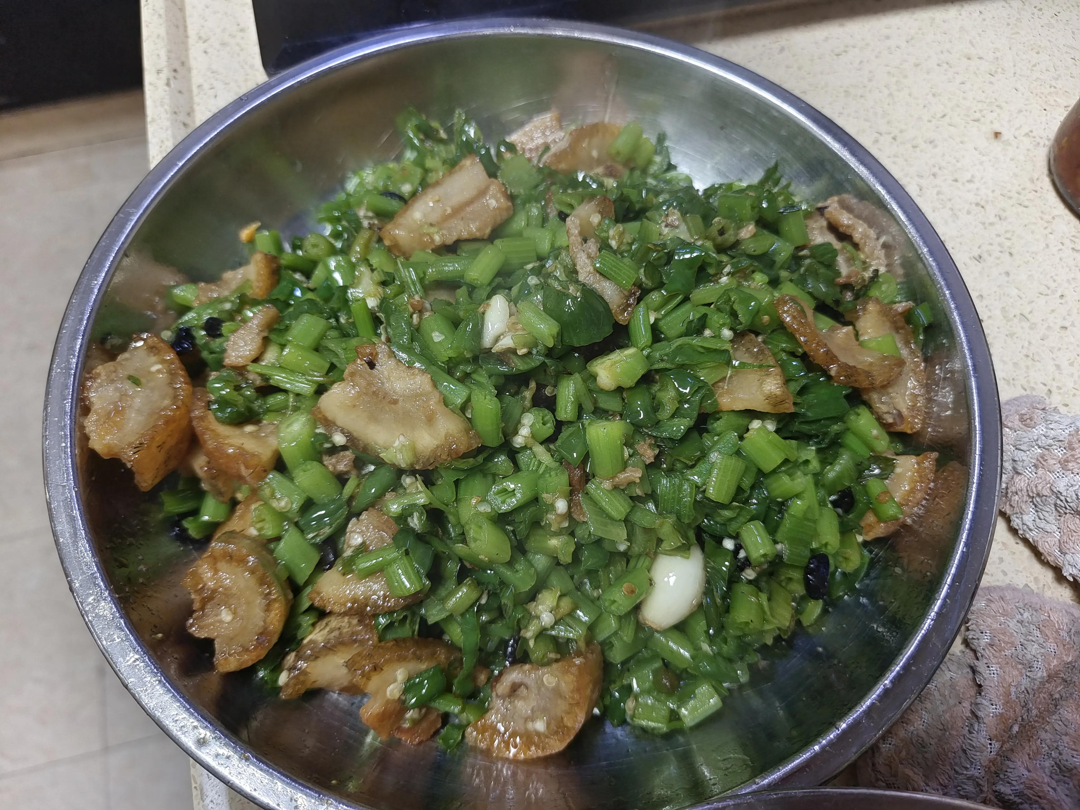 Stir-fried pumpkin vines with skin and oil residue - iMedia