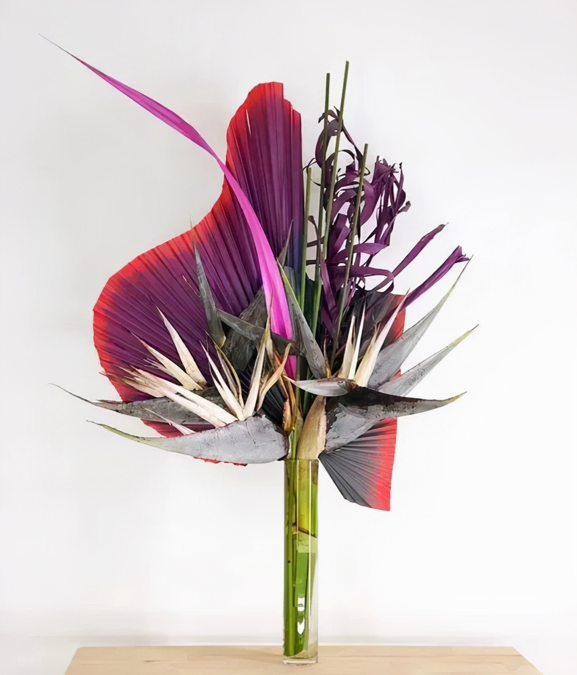 Look!These floral arrangements dance - iNEWS