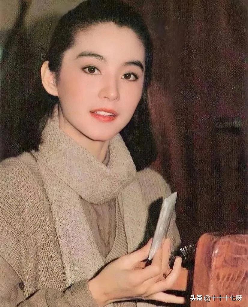 Brigitte Lin: After giving birth to two daughters for her ugly husband ...