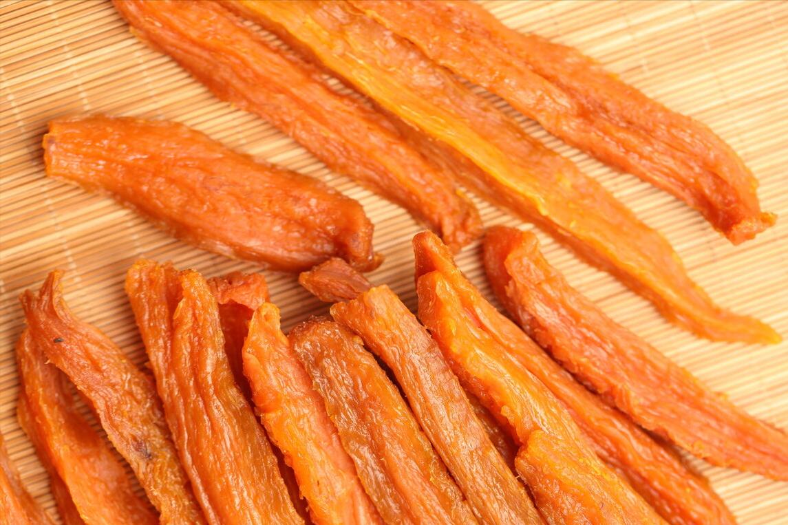 Dried sweet potatoes are easy to tan after cutting, grandma taught me 2 ...