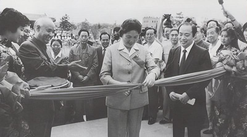 Chen Muhua: The daughter of the Air Force Commander of the National Army and the second female ...