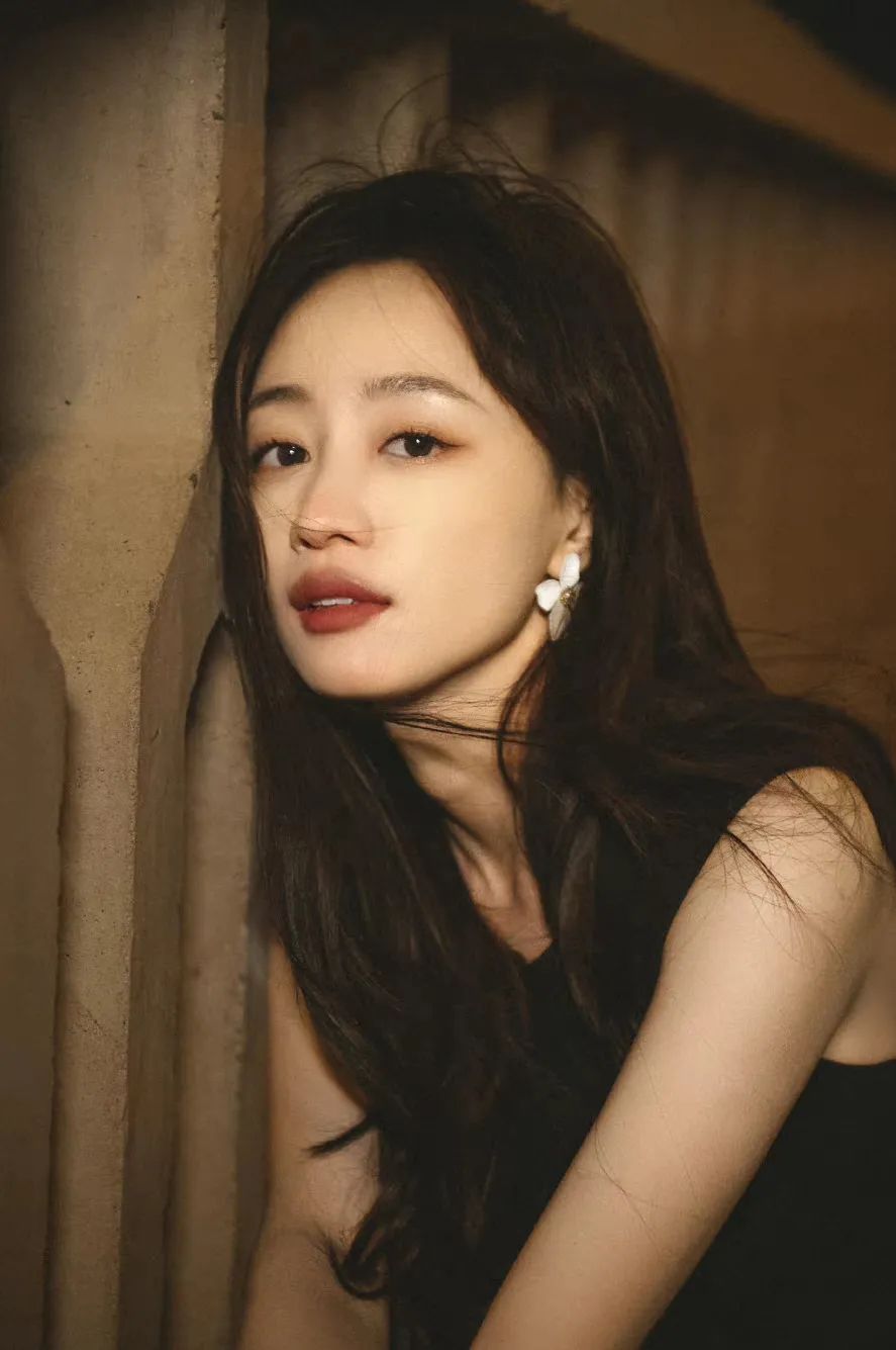 Zhao Liying, Wang Yibo, Wang Hedi, Belle Feynman, Huang Tingting - iMedia