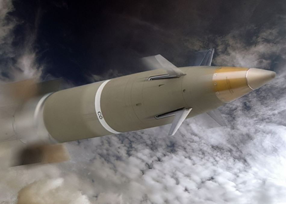 The Ukrainian Army got the "Excalibur" guided artillery shells, each ...