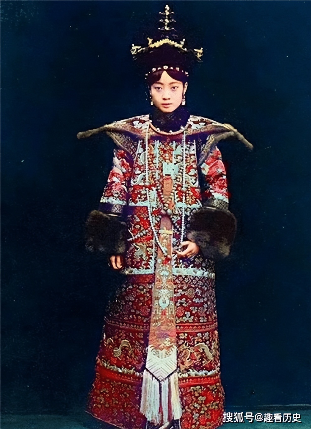 Puyi's Four Marriages - iNEWS