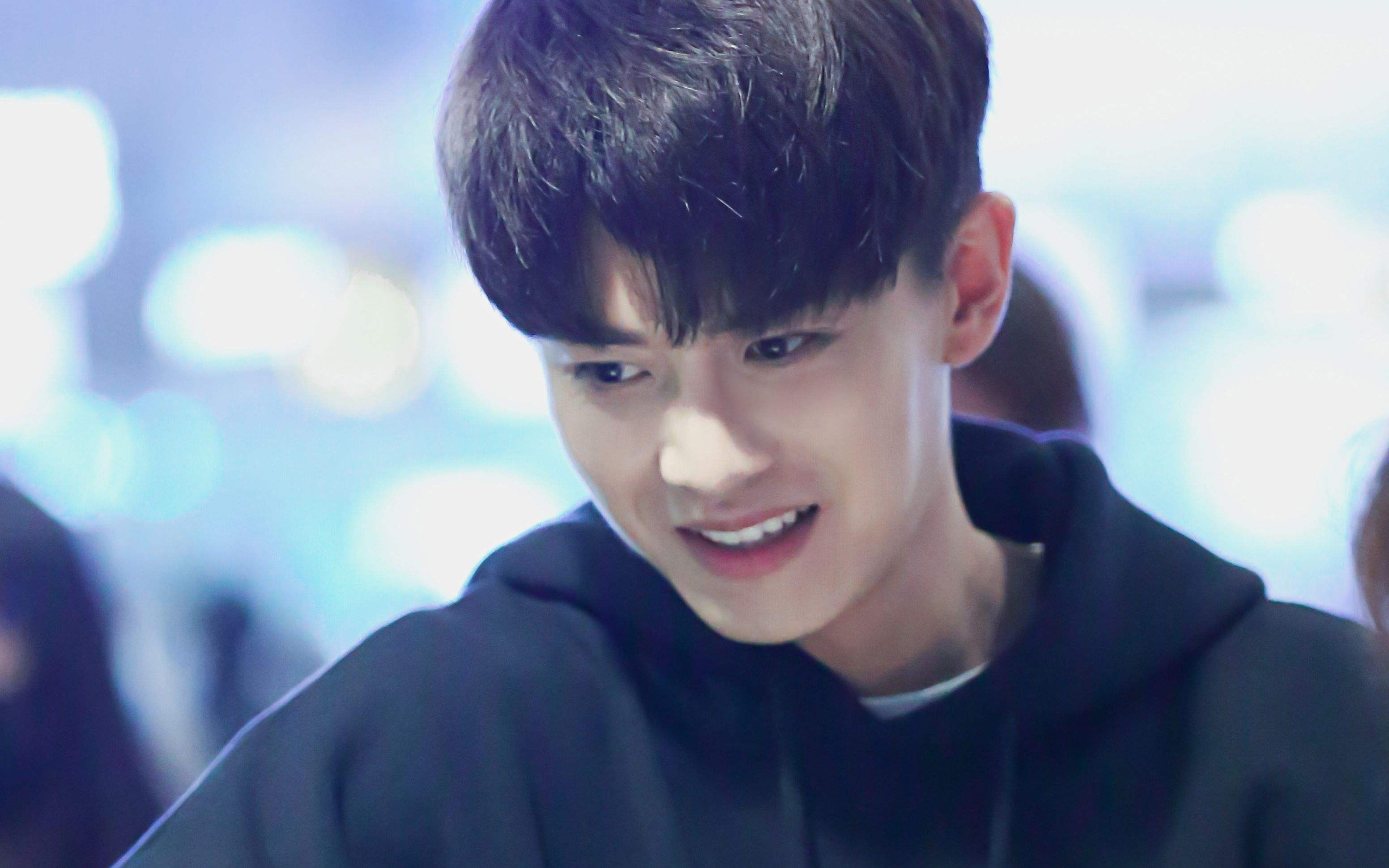 Entertainment Comments: Yang Yang, Ren Jialun, Lu Han, Zhang Zining, Ma ...