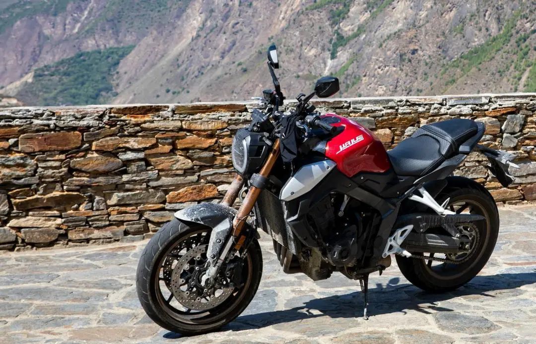 The domestic four-cylinder has added a new member!Jiajue CN800 street ...