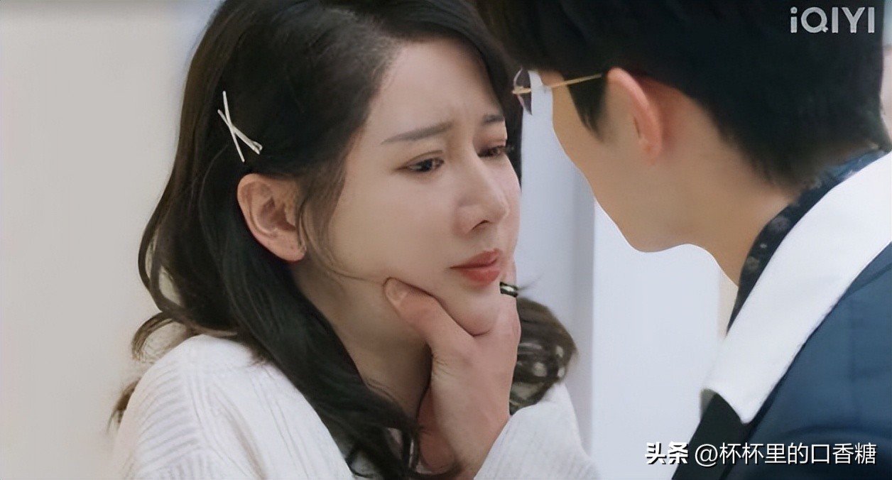 Revenge cool drama [for me] to watch!Pulling tie and kissing riots all over the Internet ...