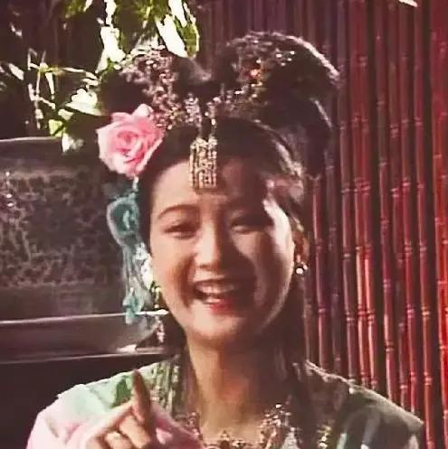 He Qing, the only actress who has performed in the four famous novels ...