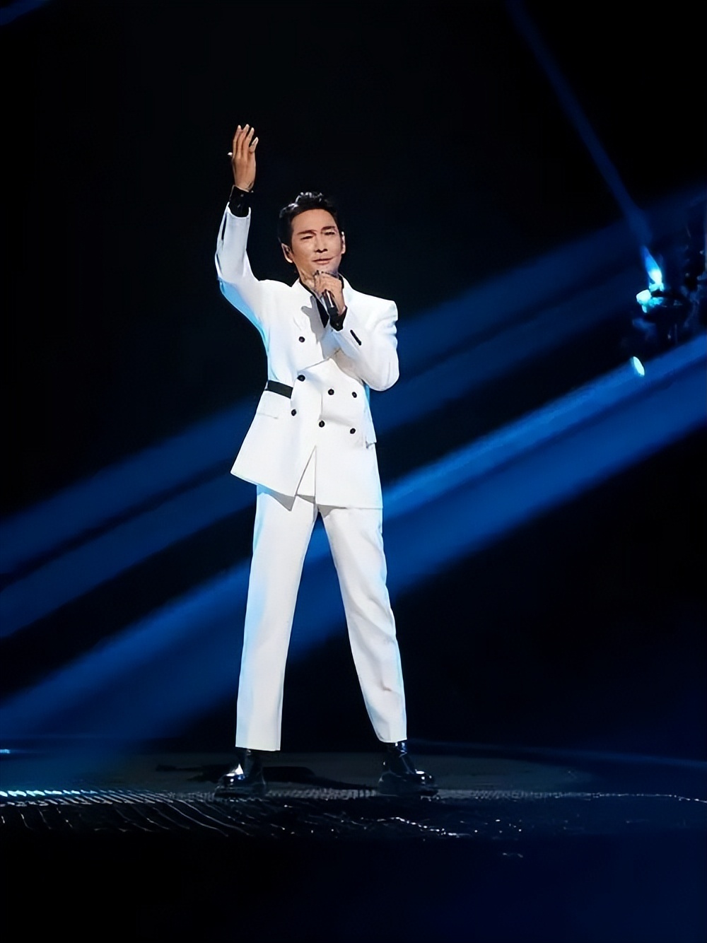 Once had relationships with actresses such as Wu Junru and Big S ...