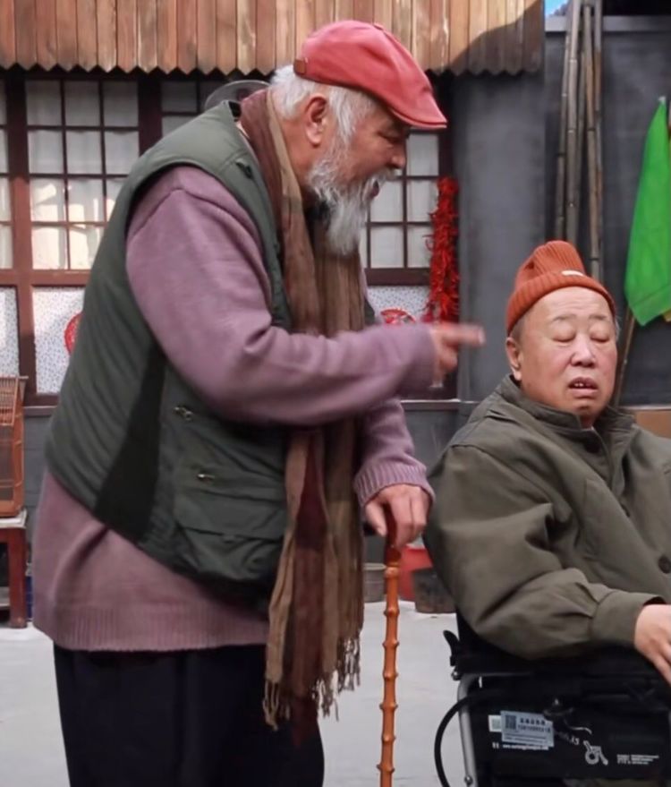 No figure in the rehearsal, busy filming the New Year drama, will Cai ...