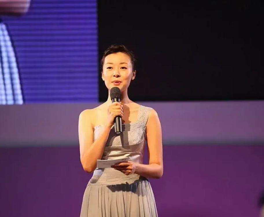 Actor Ke Lan: Betrayed by Li Yapeng, several relationships ended ...