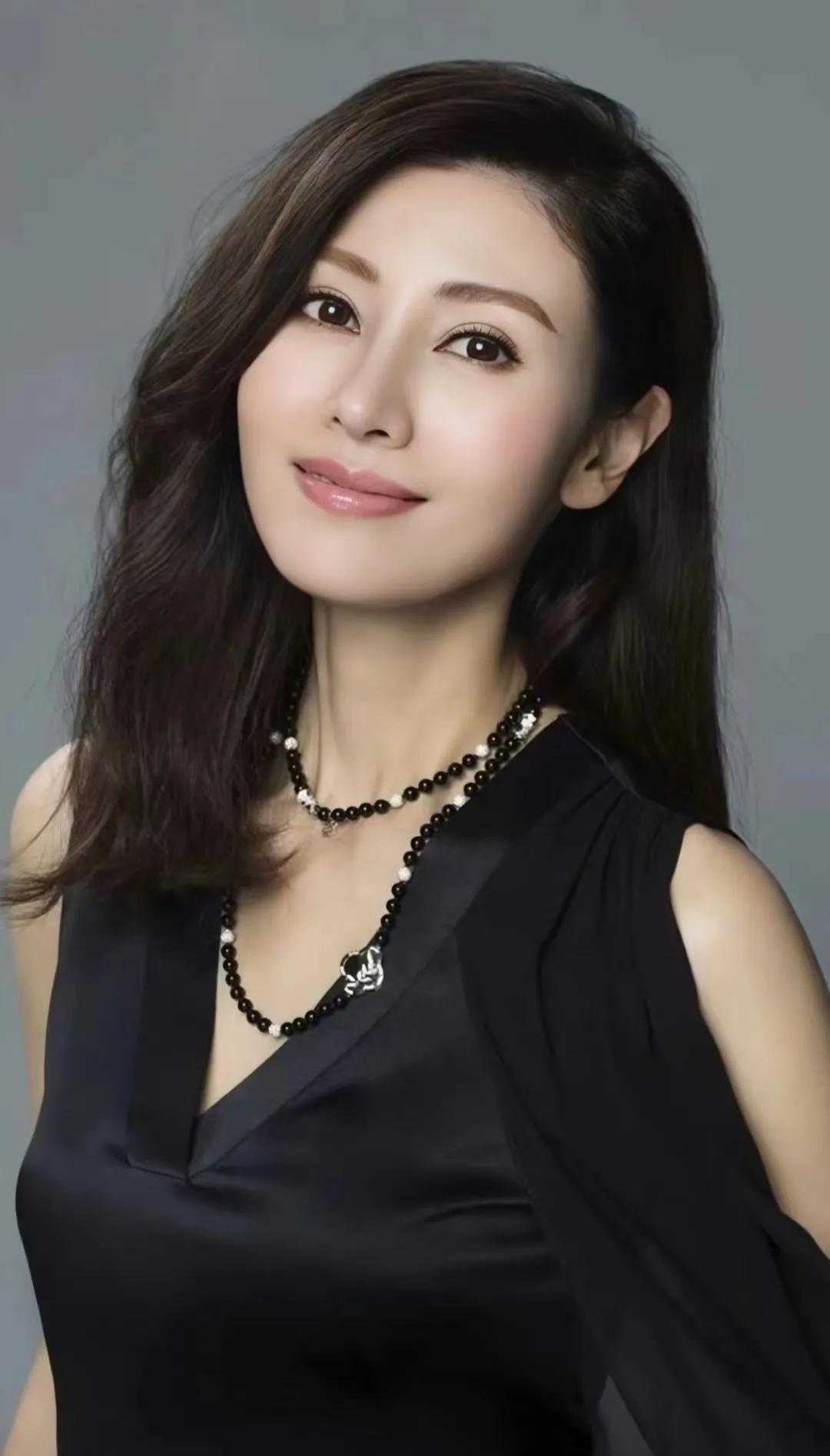 The peerless glamorous beauty Li Jiaxin - iMedia