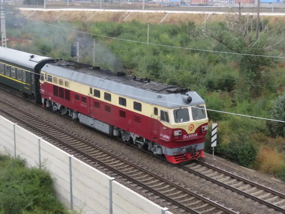 Chinese Railways at the Turn of the Century (5) - iNEWS