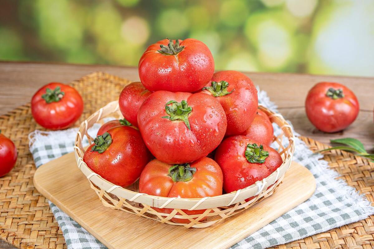 Strawberry persimmons vs iron persimmons: which one is more to your ...