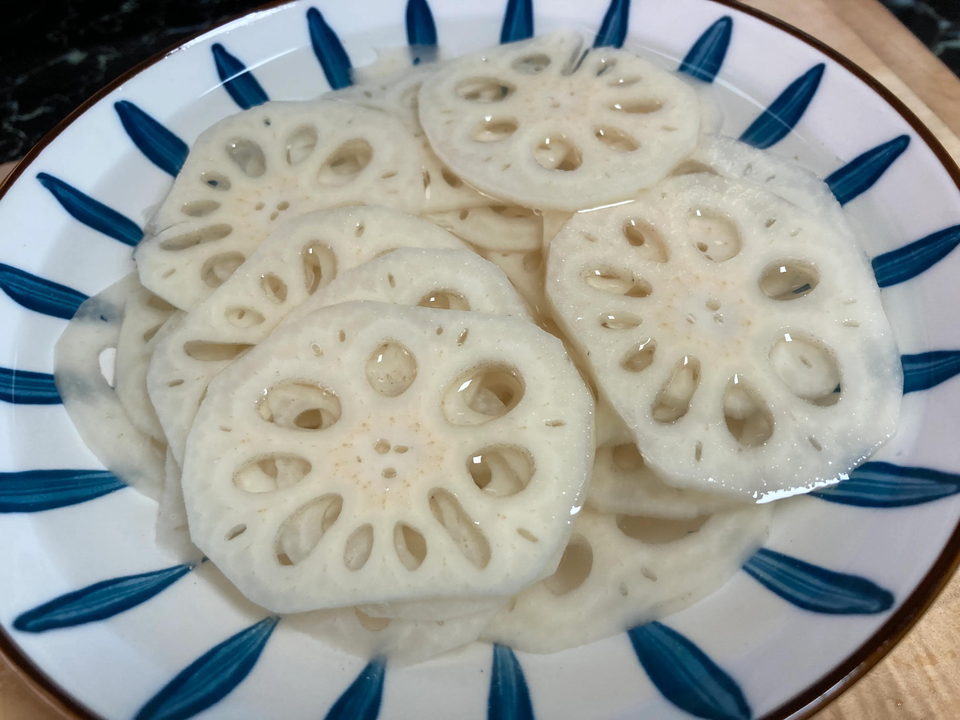 How do you make delicious mixed lotus vegetables? - iNEWS