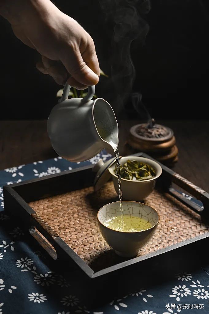 Chinese drinking tea is simple - iNEWS