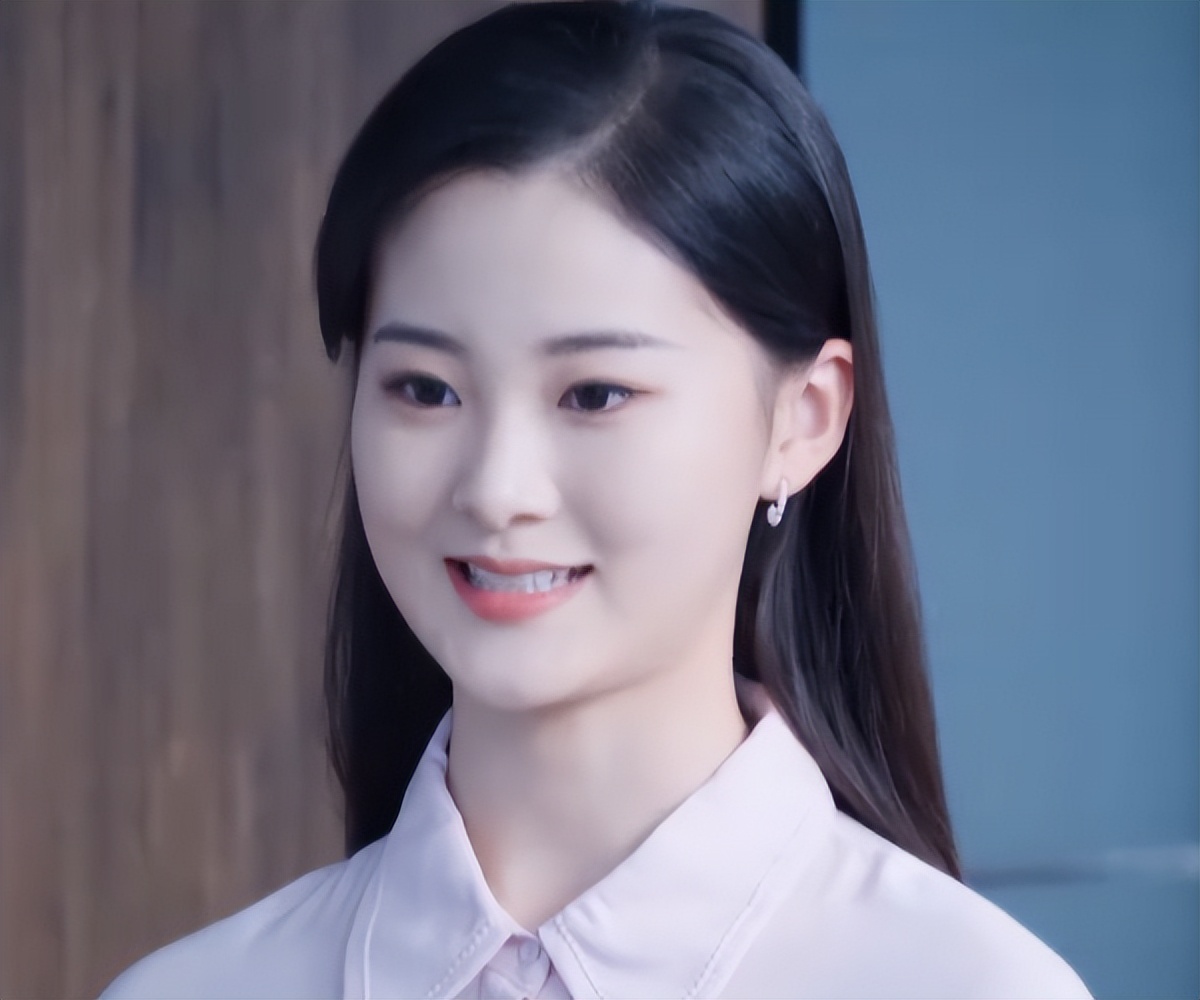 [Walk to the Wind] Remember Shao Yuqi, the heroine who is so gorgeous, she is really pure and ...