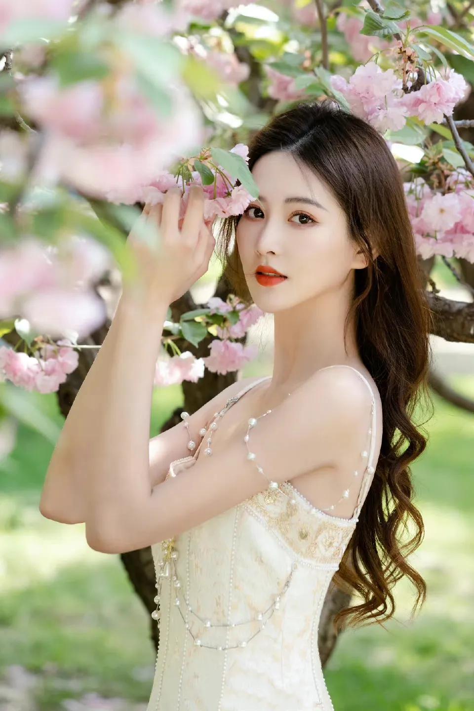 Beautiful picture sharing - iNEWS